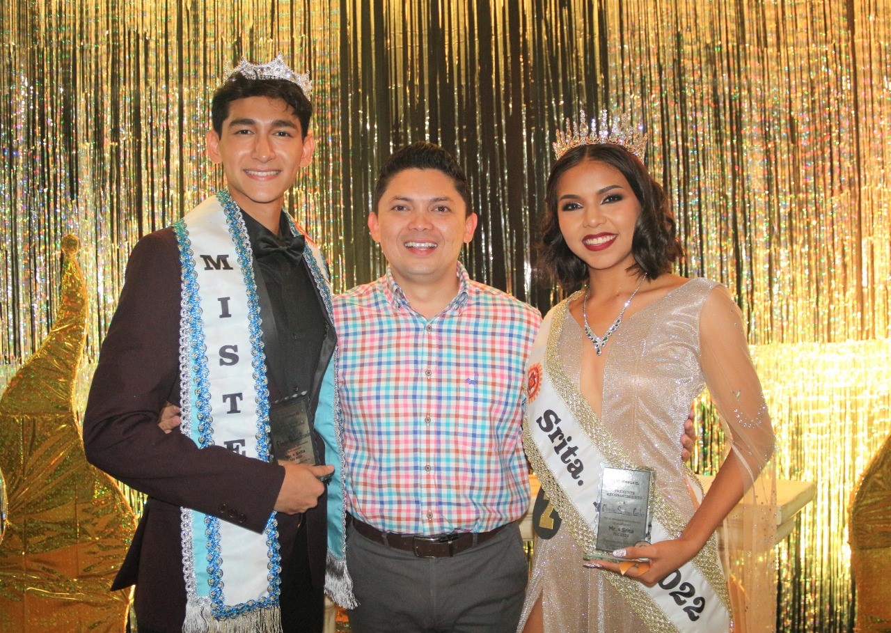 Claudia Gineth Señorita Tec y Flavio Aldair Mr. Tec. | El20nline